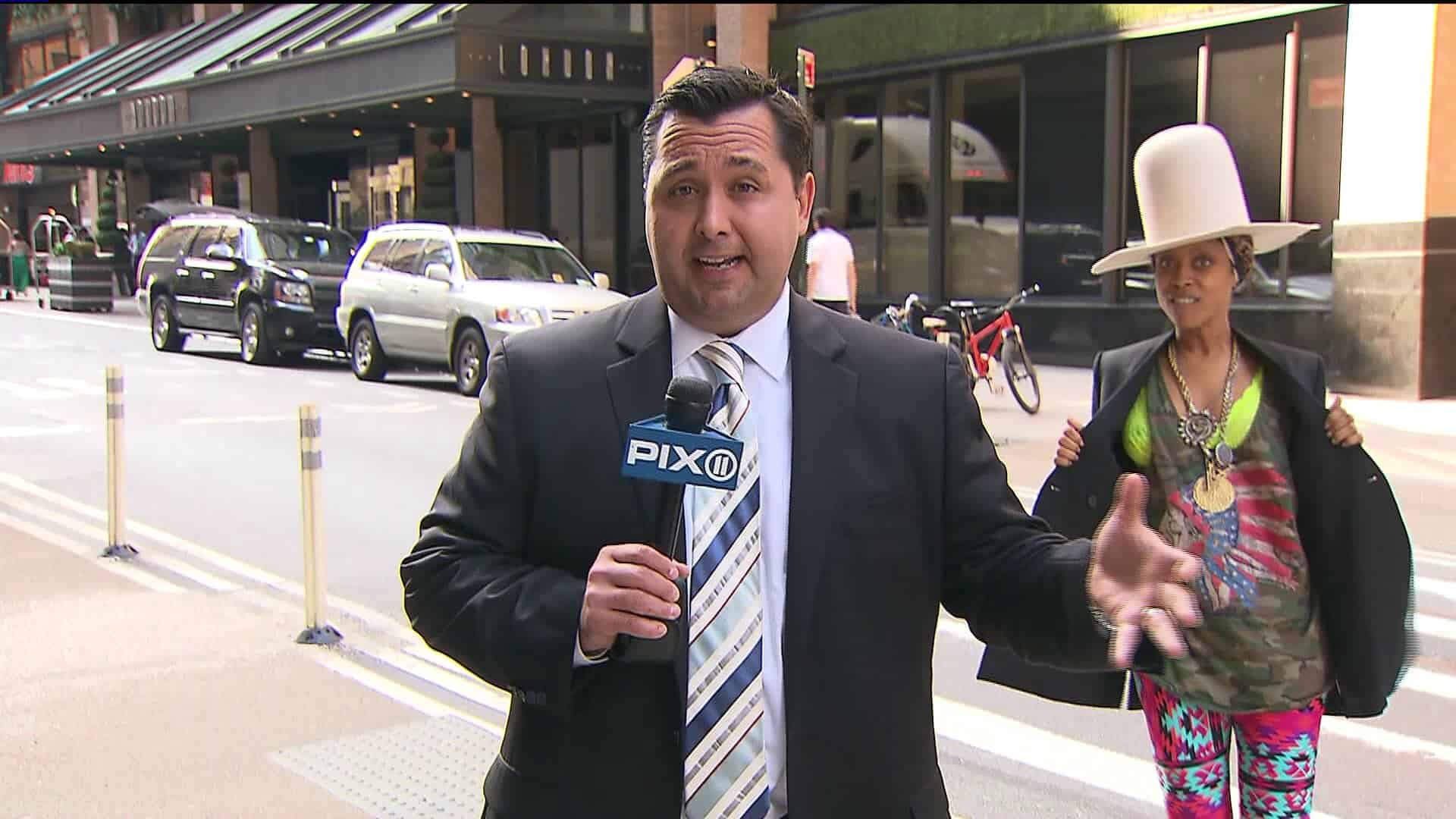 Pix11 Reporter Mario Diaz Stiff Arms Erykah Badu - The Source