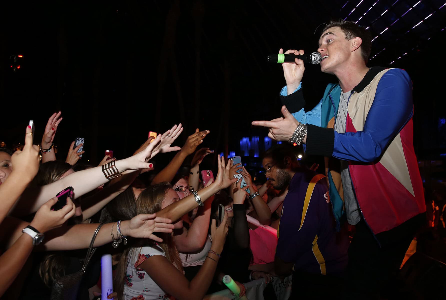 10 Lessons From A Jesse McCartney Concert