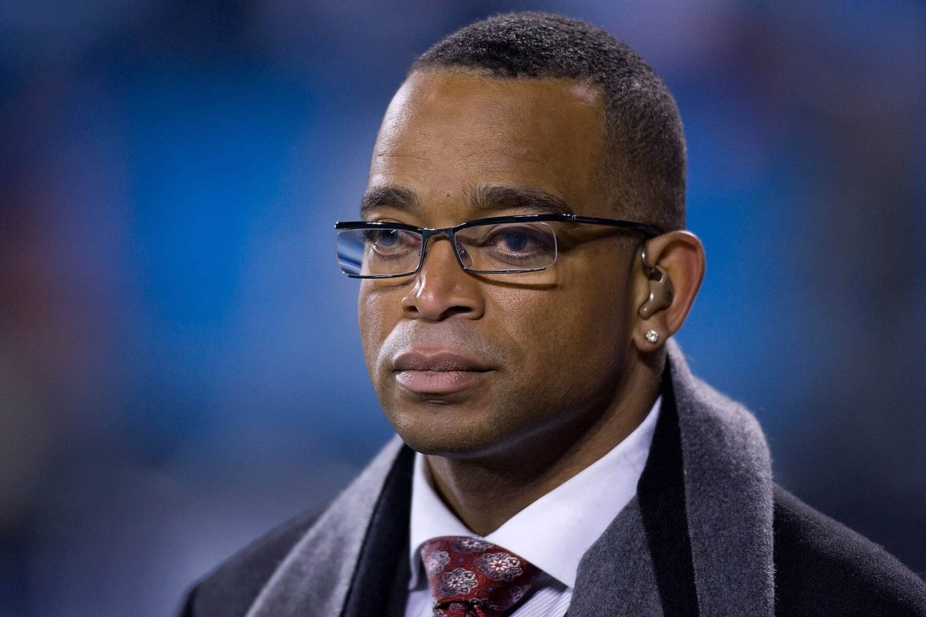 [VIDEO] Check Out Stuart Scott's Critique On His First Appearance On ...
