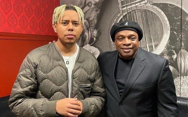 Coach Carter Surprises Cordae During Sacramento Tour Stop - The Source