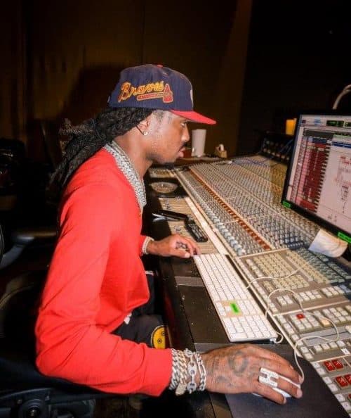 Quavo Debuts Exclusive, Special Edition Atlanta Braves Cap with Lids