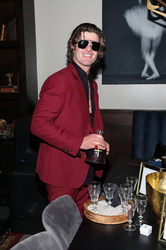 Photos: Robin Thicke Celebrates LA Residency at Verse with D’USSE - The ...