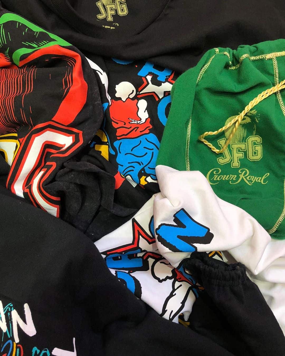 JoeFreshGoods and Crown Royal Regal Apple Drop ROYAL APPLE GOODS ...