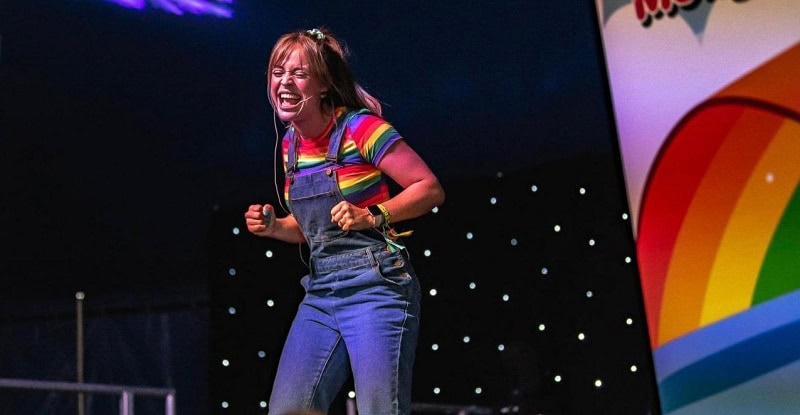 The Source |Children's Entertainer Molly Wellon Is Here to Help Kids ...