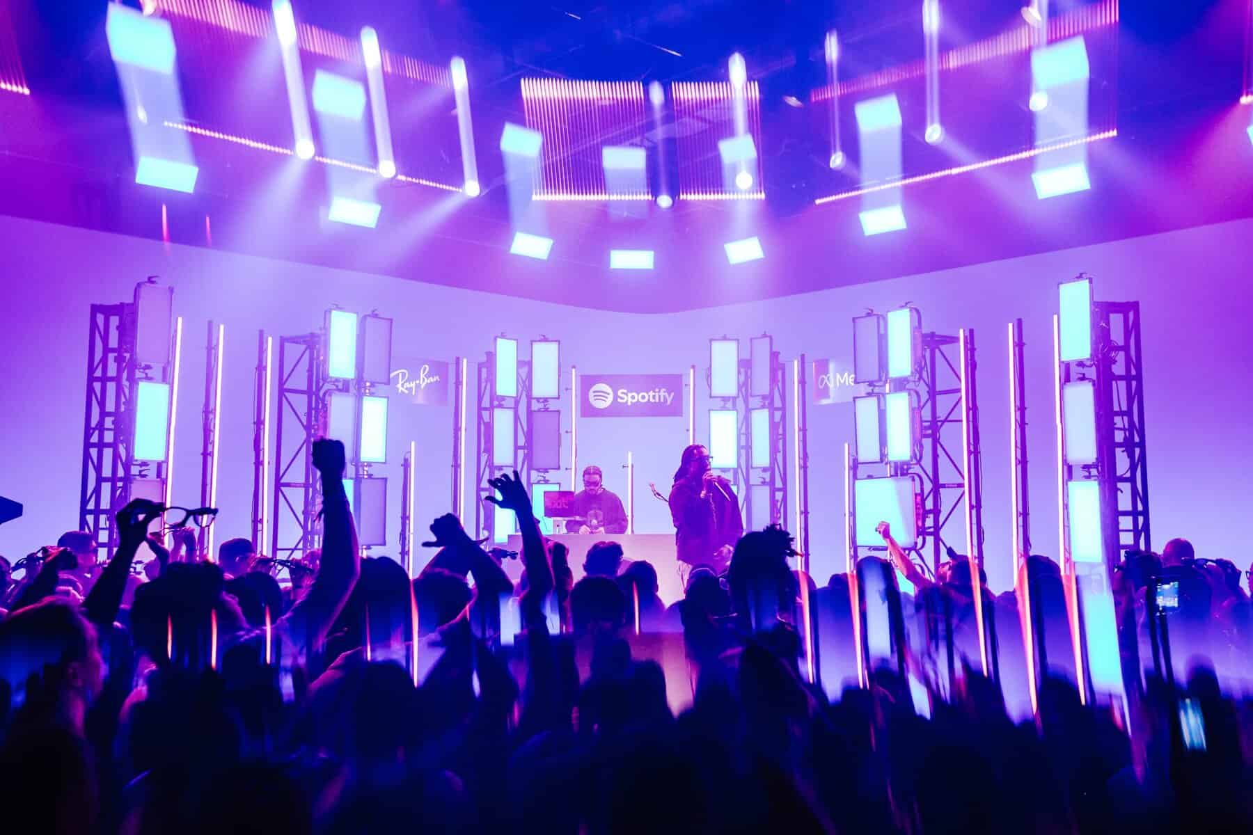 The Source |Don Toliver Unveils "Tiramisu" at Exclusive Phone-Free Ray ...